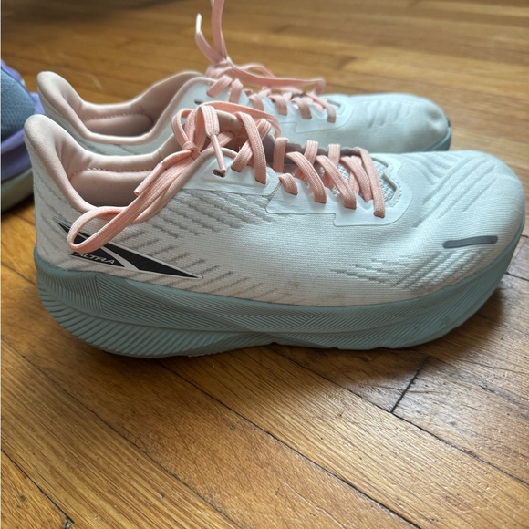 Altra | Shoes | Altra Womens 7 Altra Forward Experience Flow | Poshmark